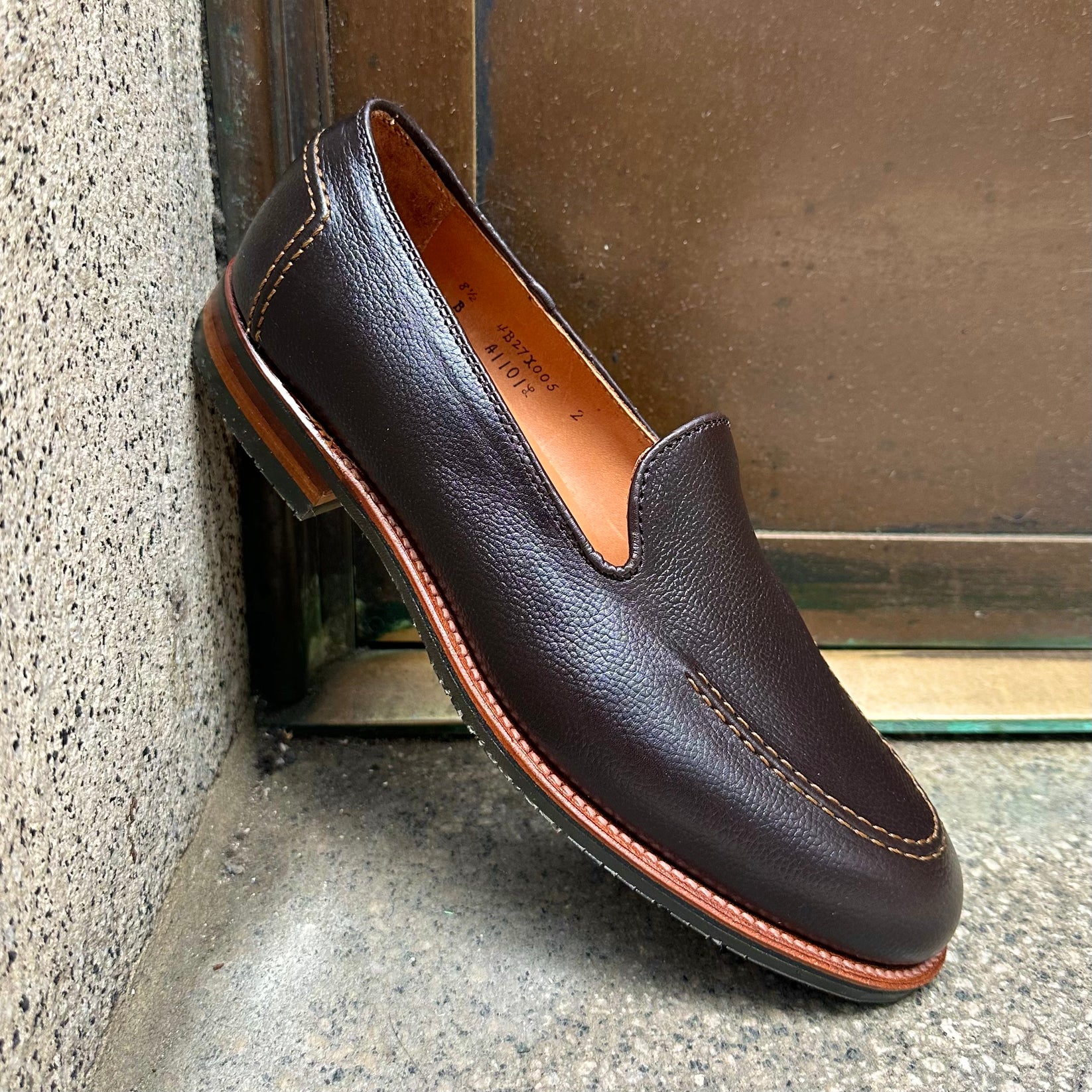 A1101L - Vanderbilt in Brown Regina Grain – ALDEN SHOES