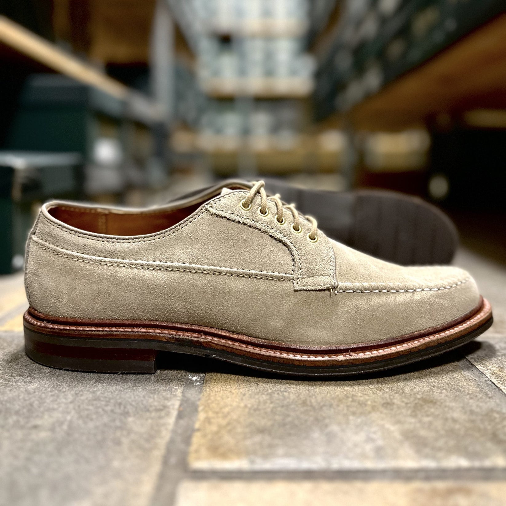 D1634L - Ranger Mocc in Milkshake Suede – ALDEN SHOES